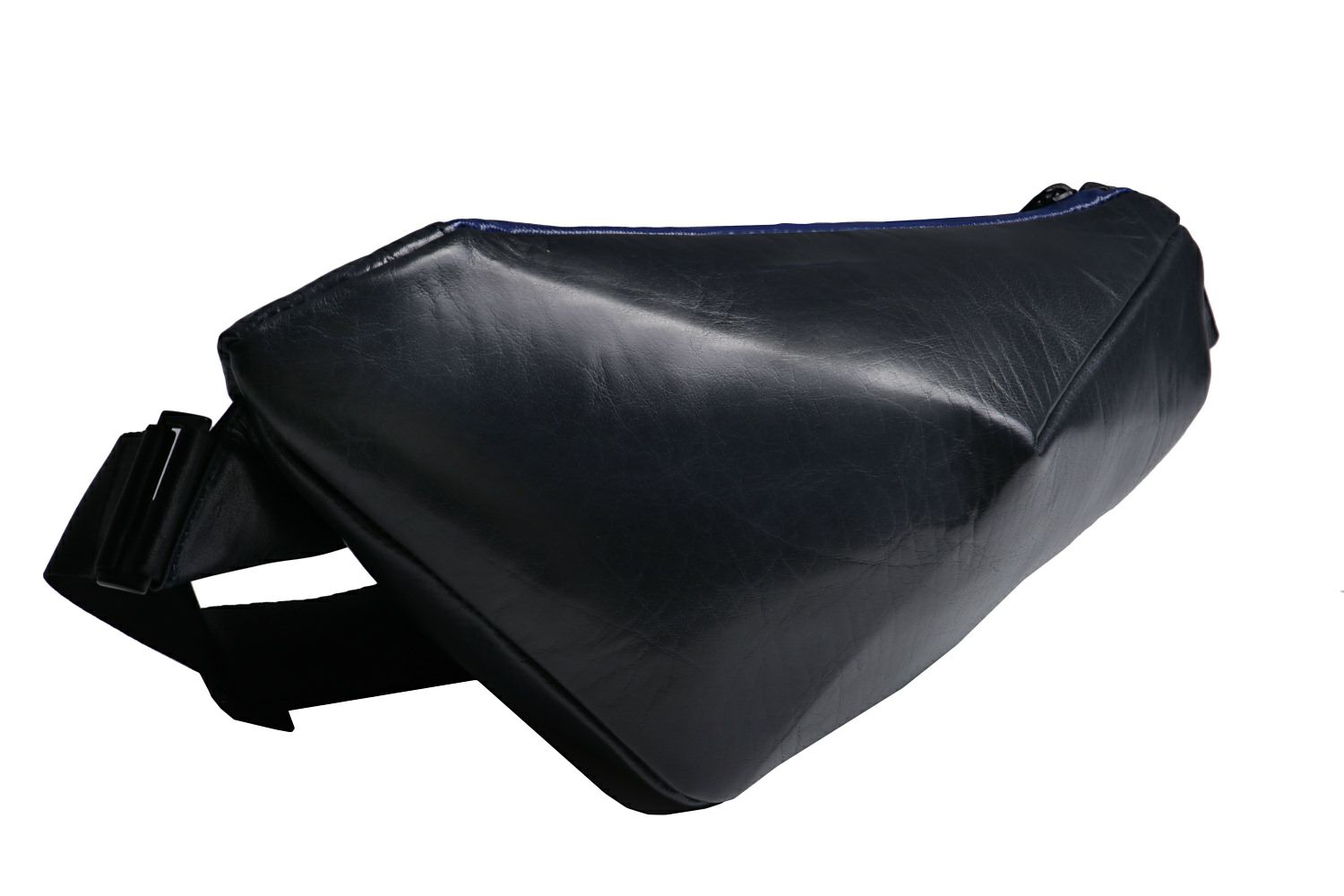 BODY BAG | GEMER（ジェマー） | レザーボディバッグ, トートバッグ